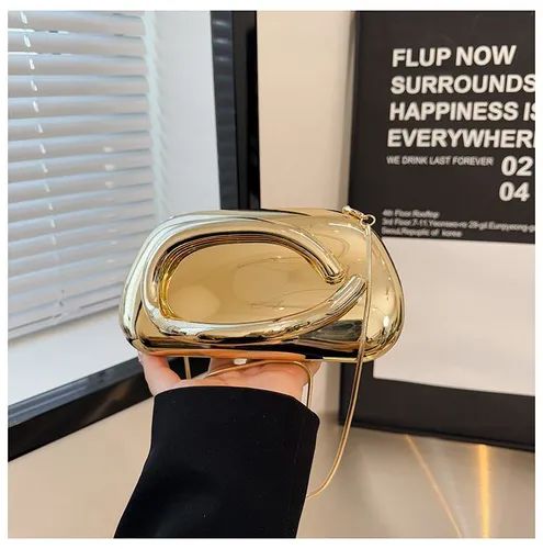 essentials - Clutch Forever Miyin Dorado – Rebajas